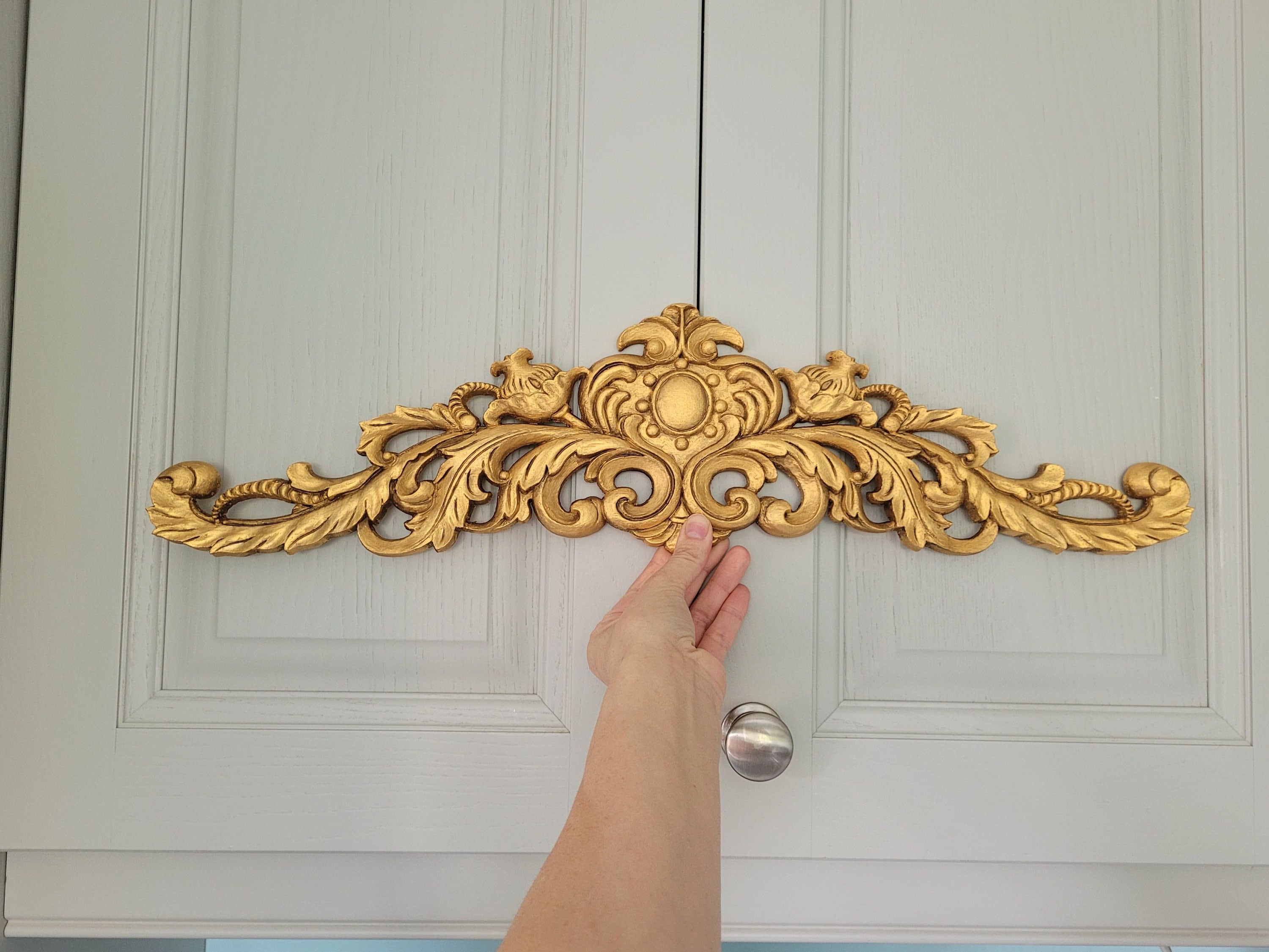 Victorian Era Crown Molding