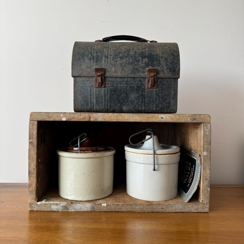 Vintage Aladdin Lunch Box: Rusty Black Metal, Nashville TN - Etsy