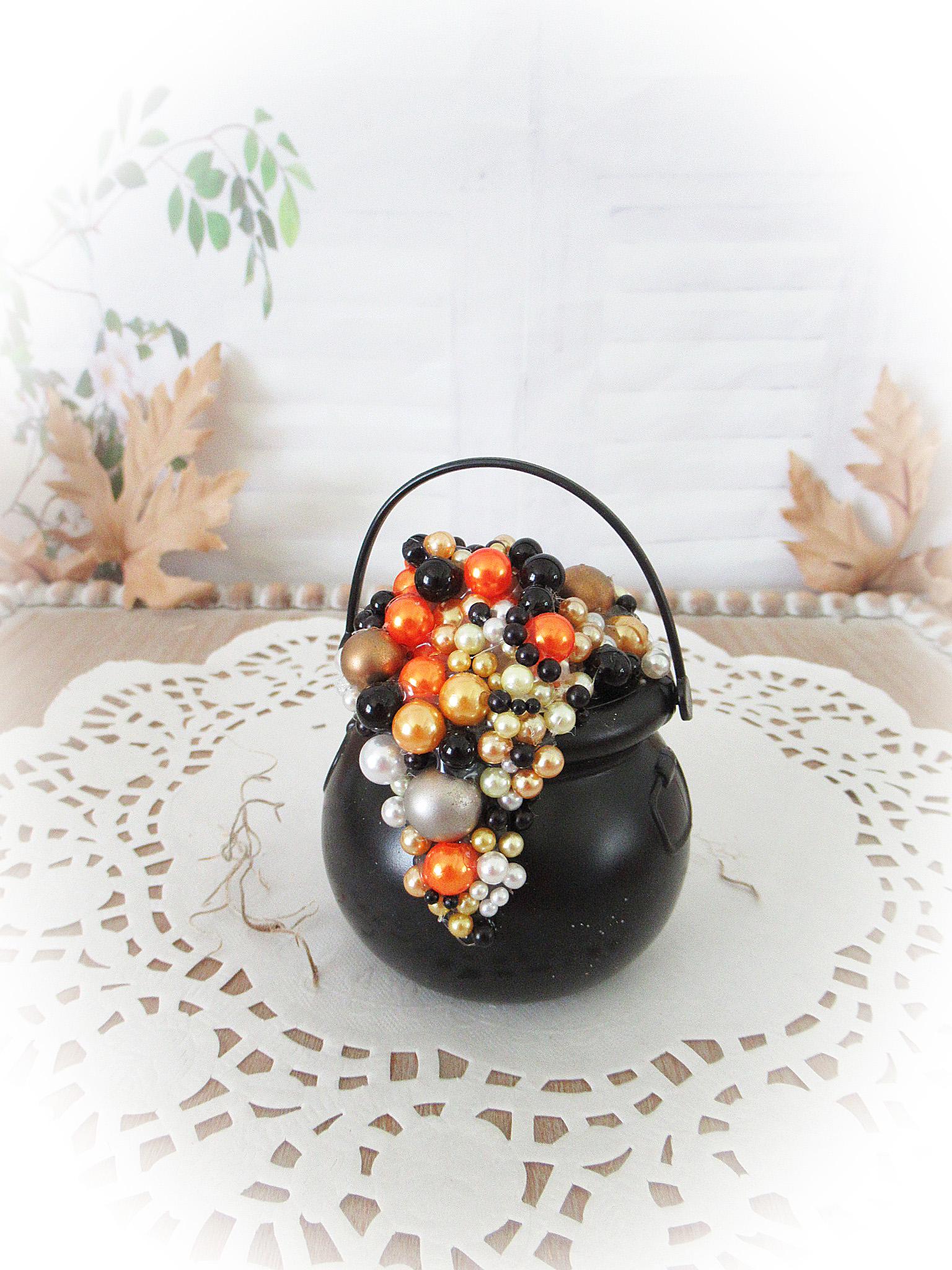 Mini Bubbling Witch's Cauldron / Halloween Decor / Cascading Bubble ...