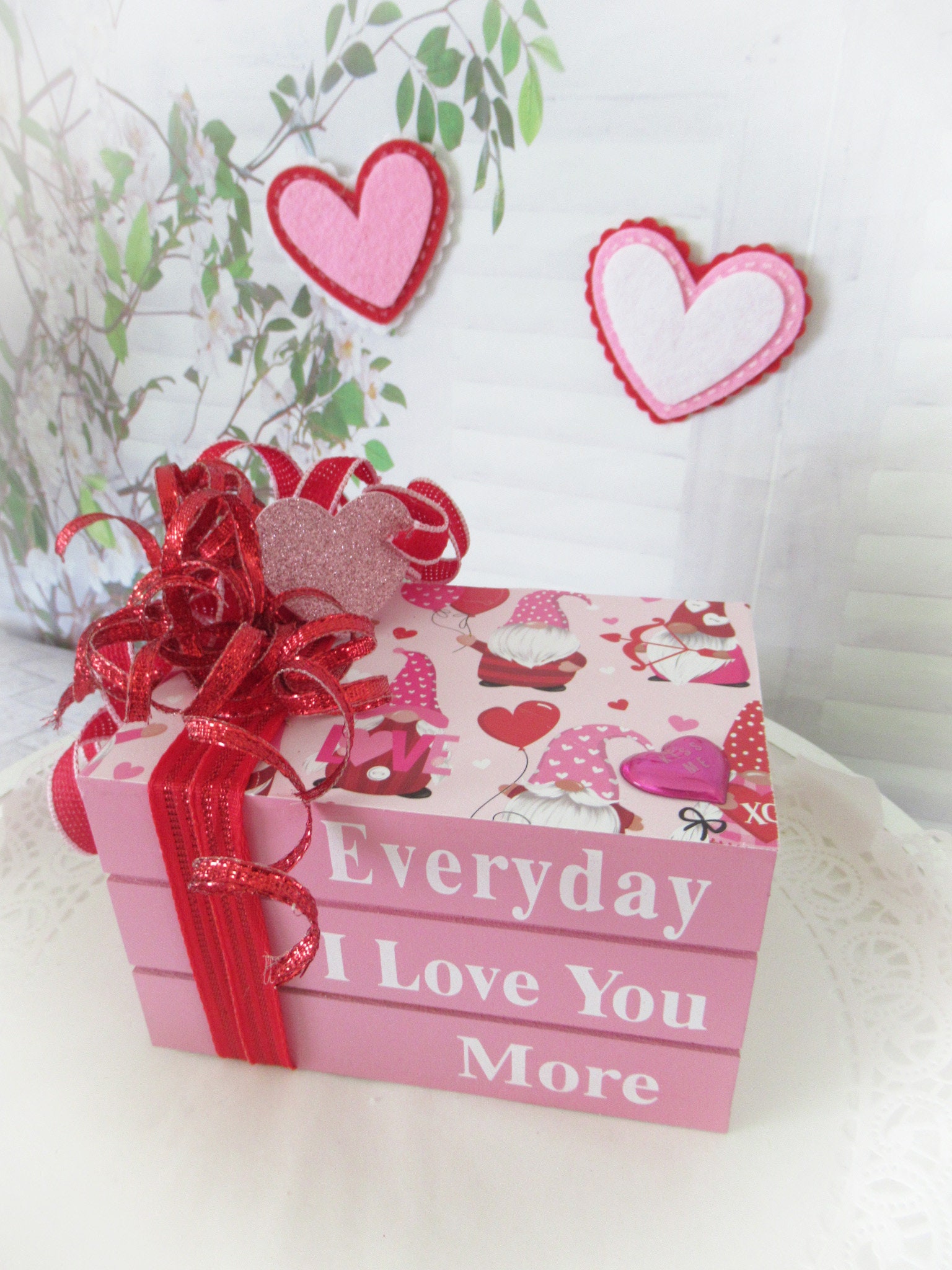 Valentine Theme Mini Bookstack / Love / Hearts / Tiered Tray Decor ...