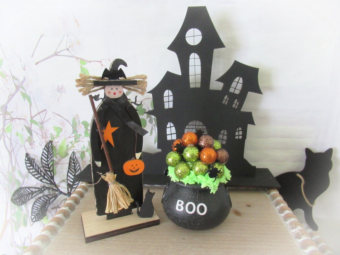 Mini Wooden Halloween Witch / Black Cat / Pumpkin / Broom / Cauldron ...