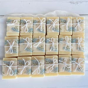 Hydrangea Soap Bridal Shower Favors: Set of 5 Guest Soaps - Etsy