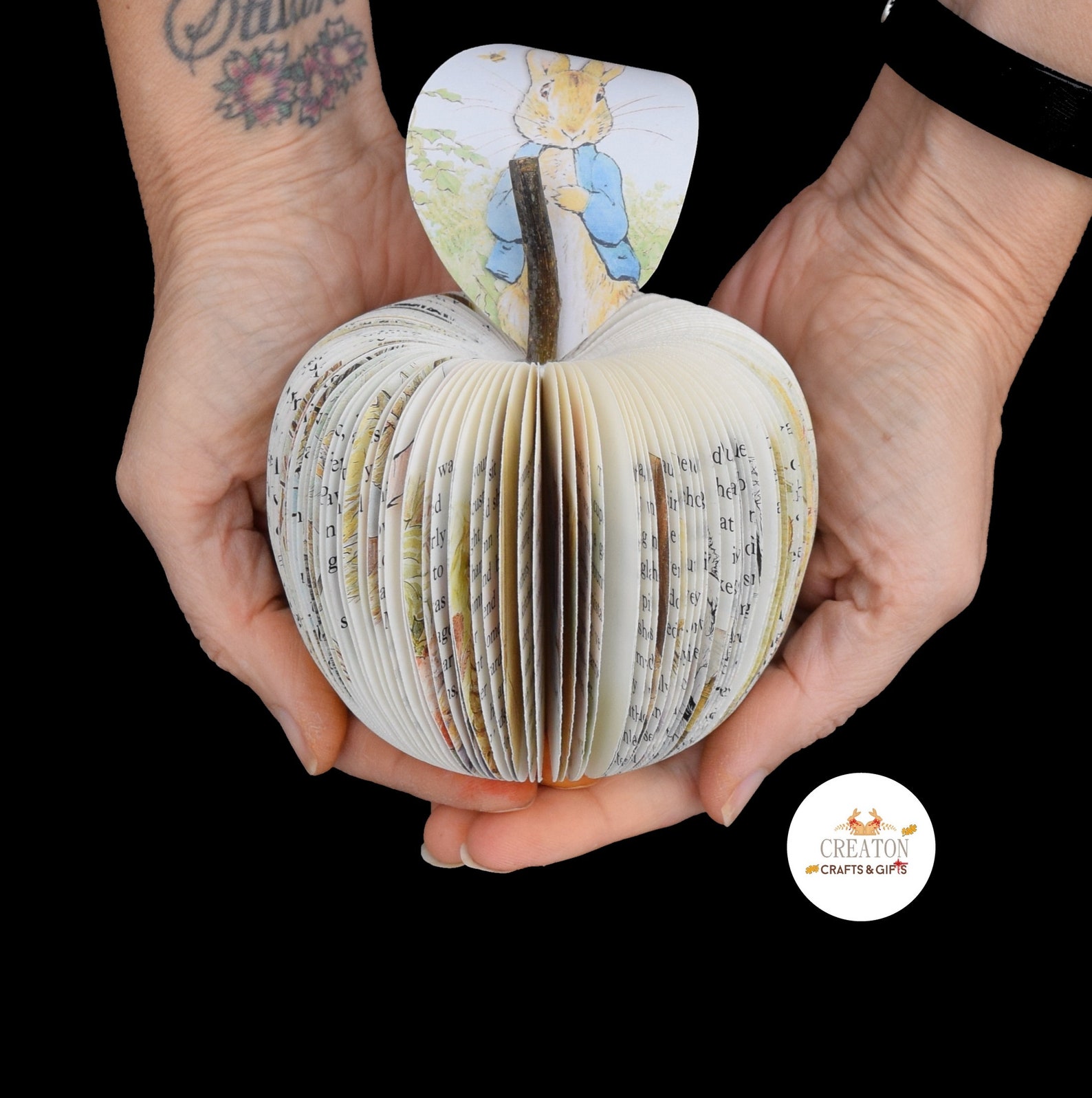 Peter Rabbit - Beatrix Potter - Anniversary Gift - Personalised Teacher ...