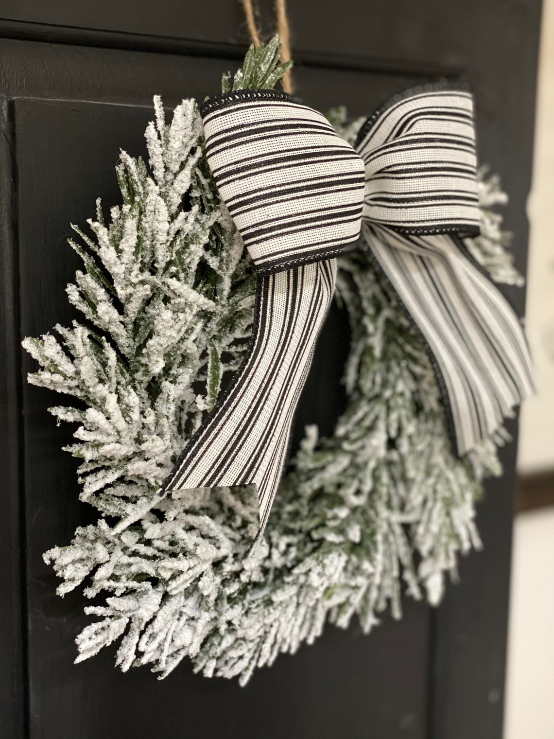 Adorable 12 Inch Flocked Christmas Wreath / Farmhouse Christmas Wreath ...
