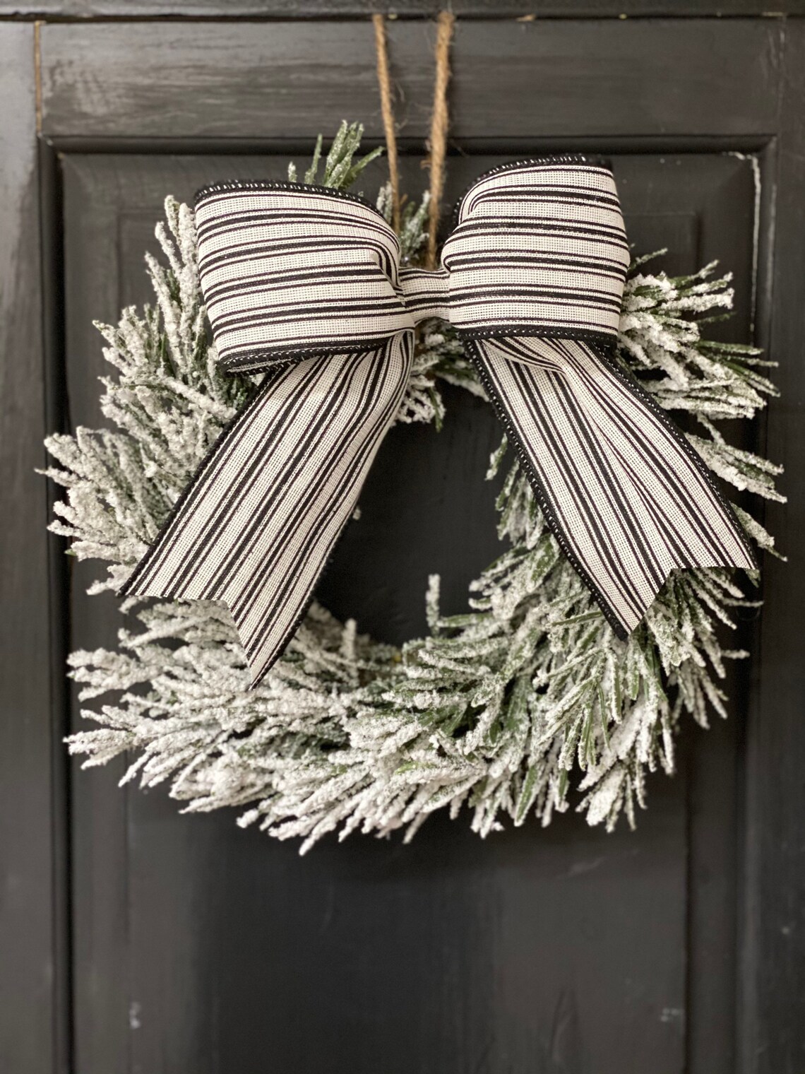 Adorable 12 Inch Flocked Christmas Wreath / Farmhouse Christmas Wreath ...