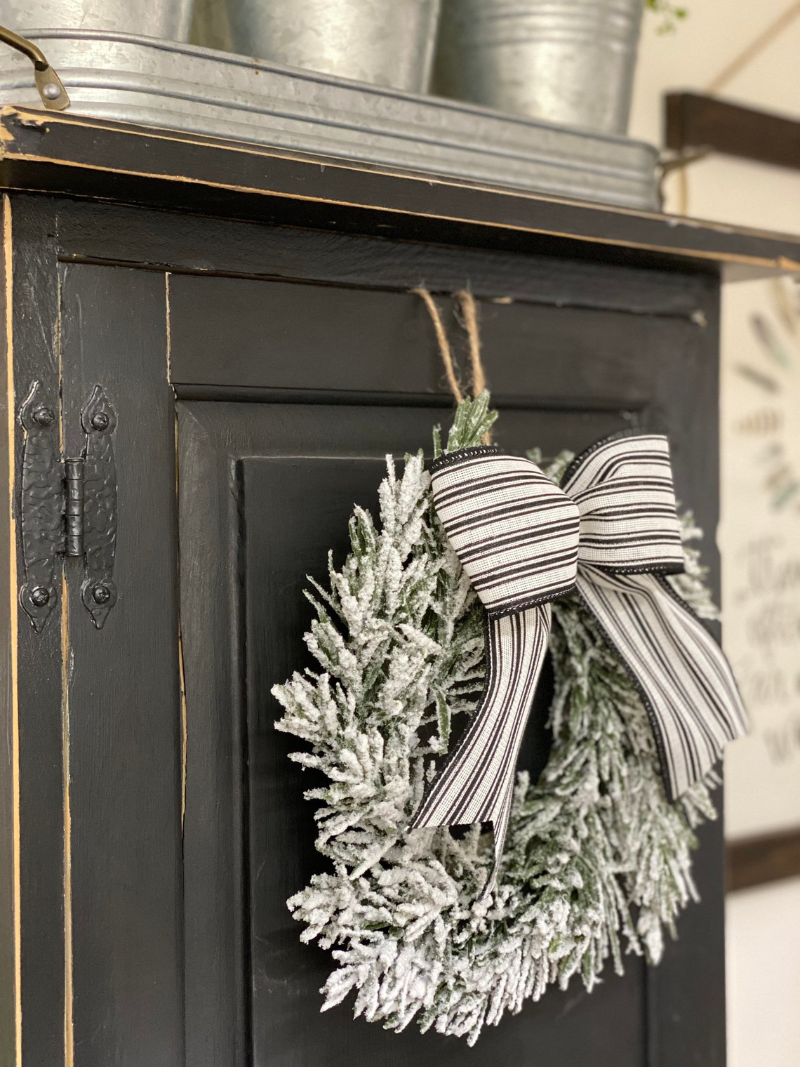 Adorable 12 Inch Flocked Christmas Wreath / Farmhouse Christmas Wreath ...