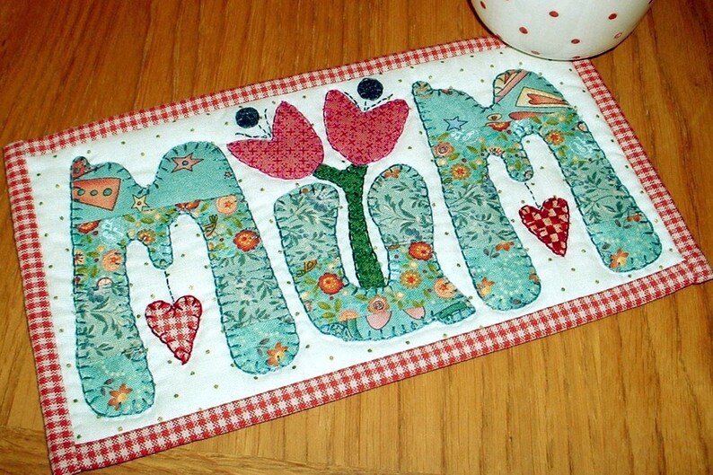 MUM/MOM Mug Rug Pattern - Etsy