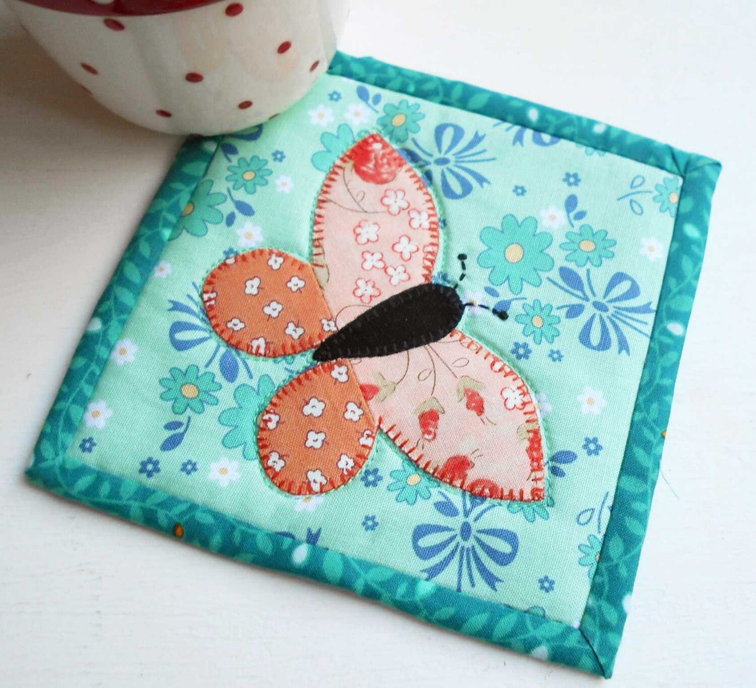 Butterfly Patch Mug Rug Pattern and 6" Quilt Block - Etsy