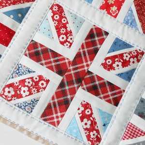 Union Jack Patchwork Block and Table Runner Pattern - Etsy