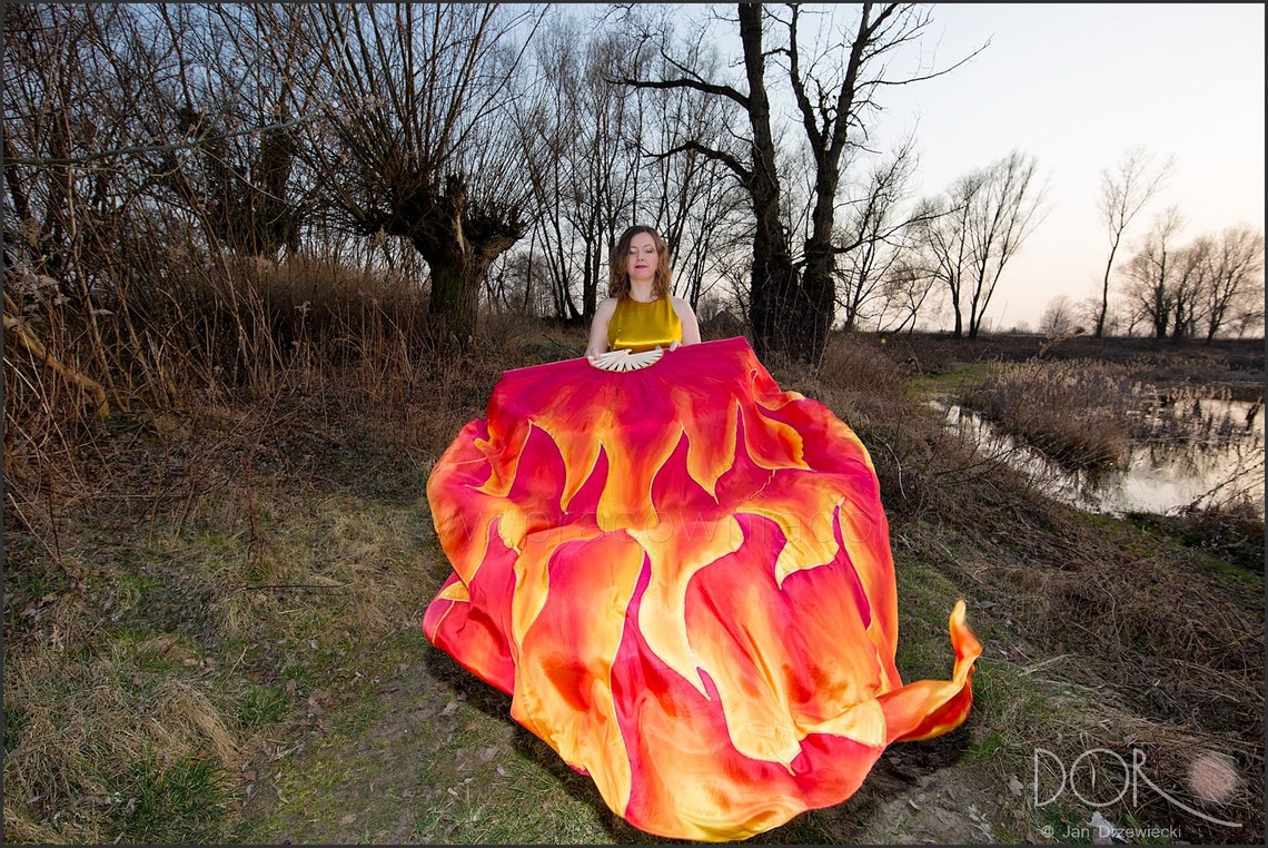 Fire Large Fan Veil. Hand Painted Silk Dance Accessories Made to Order ...