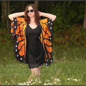 Monarch Butterfly Kimono. Hand Painted Silk Kimono. Made to Order - Etsy