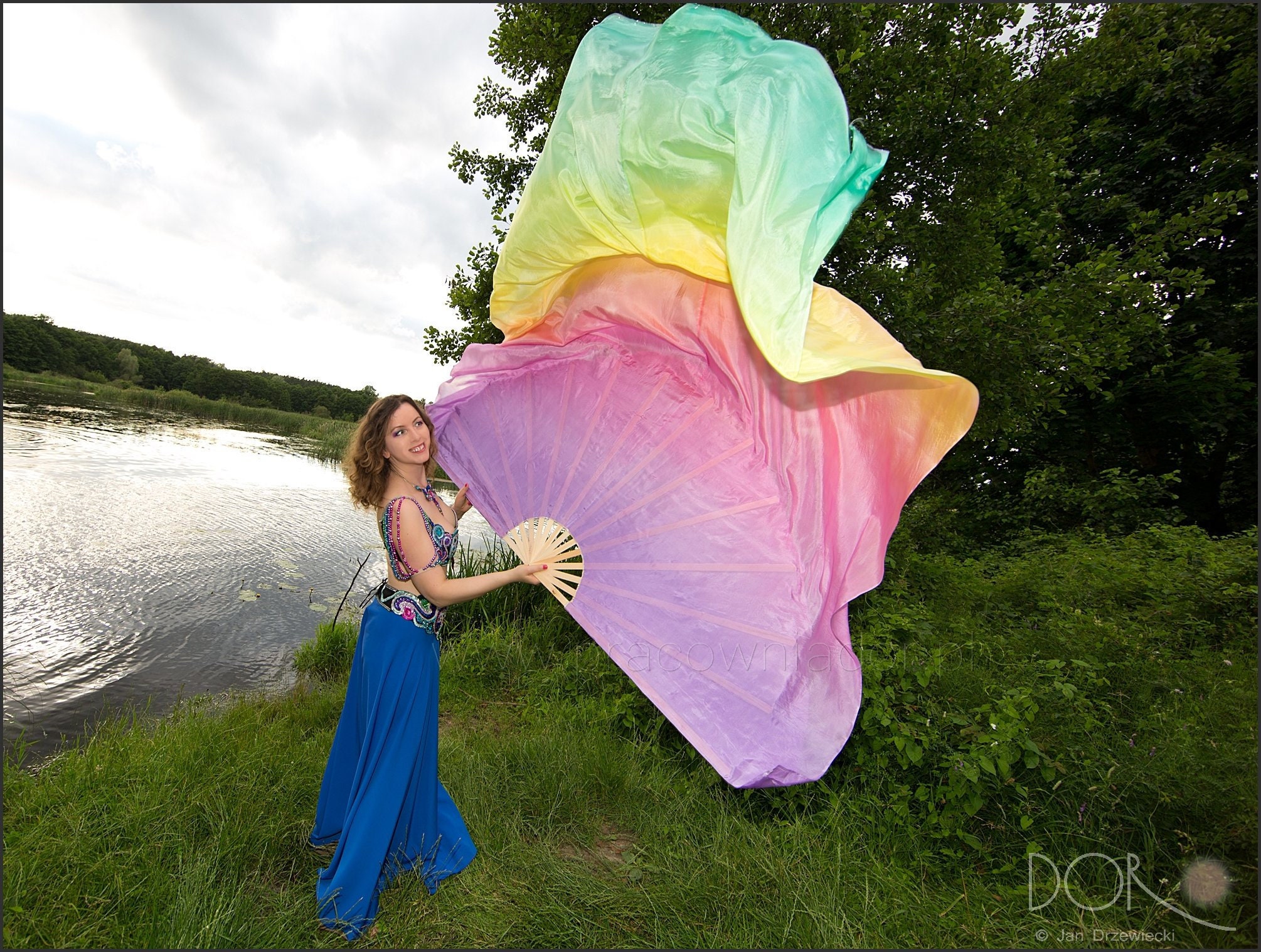 Multicolored Extra Large Fan Veil in Your Colors. Hand Painted - Etsy