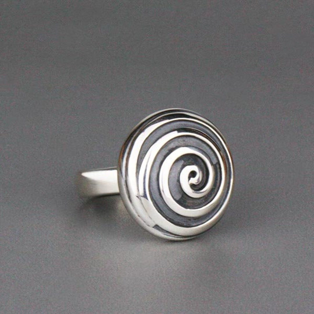 Swirl Ring - Etsy