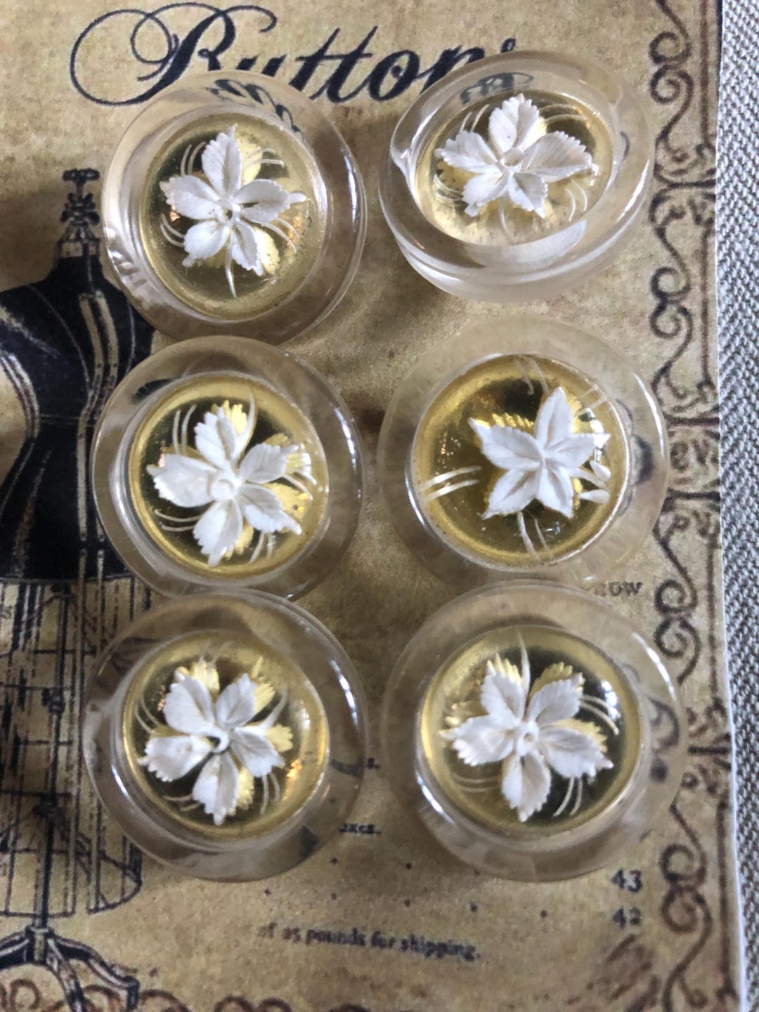 Vintage Buttons Lucite Buttons Embellishments Haberdashery flea Market ...