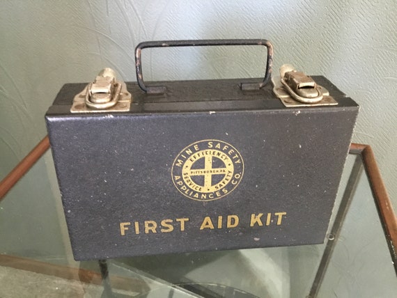 vintage first aid kit - Gem