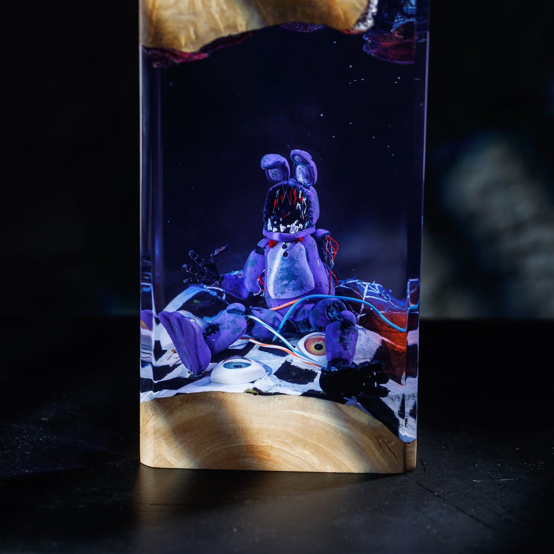 Nightmare Bonnie Five Nights at Freddy's CREEPY BUNNY Resin Lamp ...