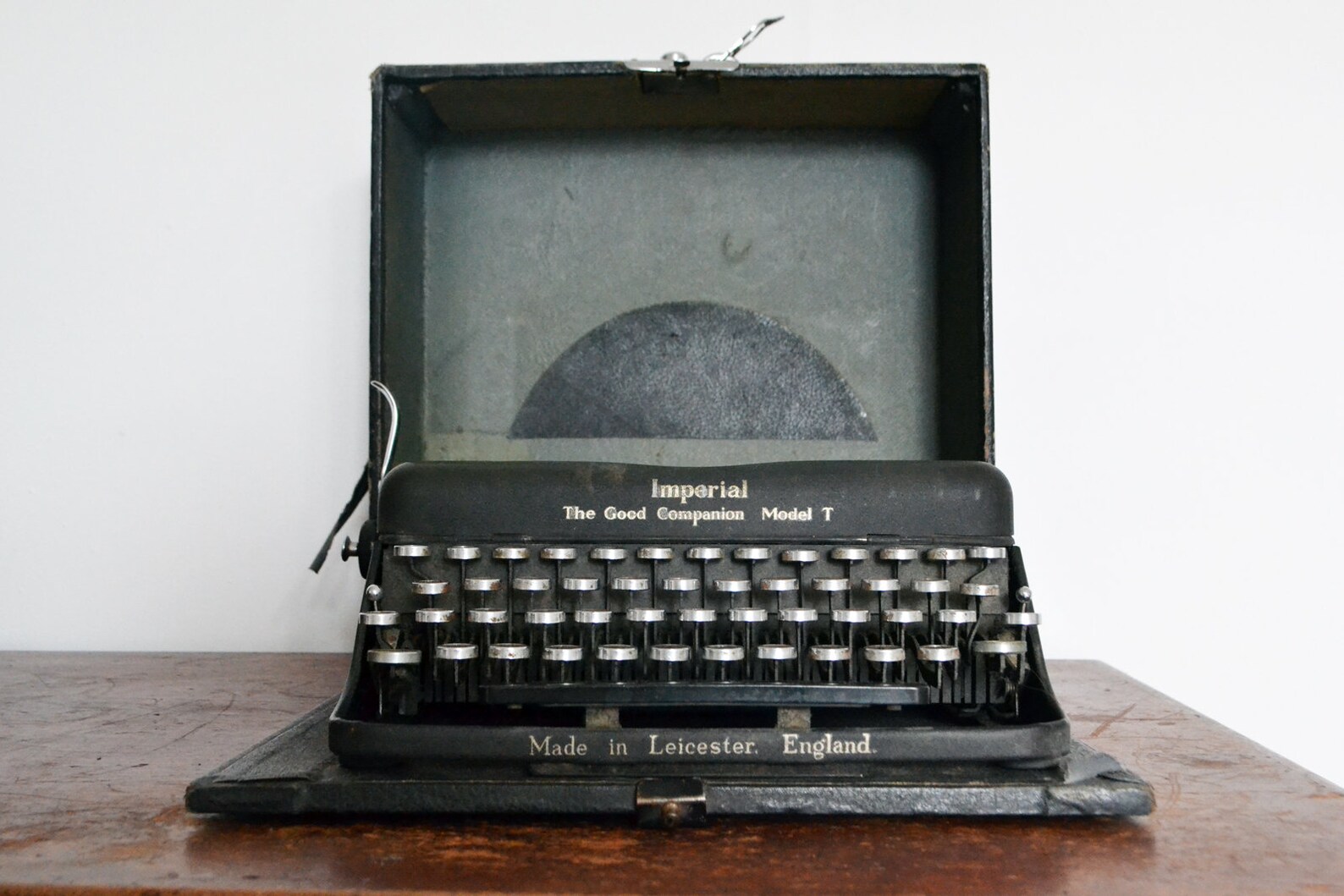 Imperial Good Companion Model T, Vintage, Manual Typewriter, English ...
