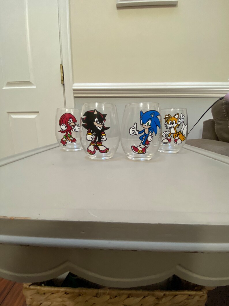 Sonic Wine Glass Set / Sonic the Hedgehog / Sonic Decor / - Etsy