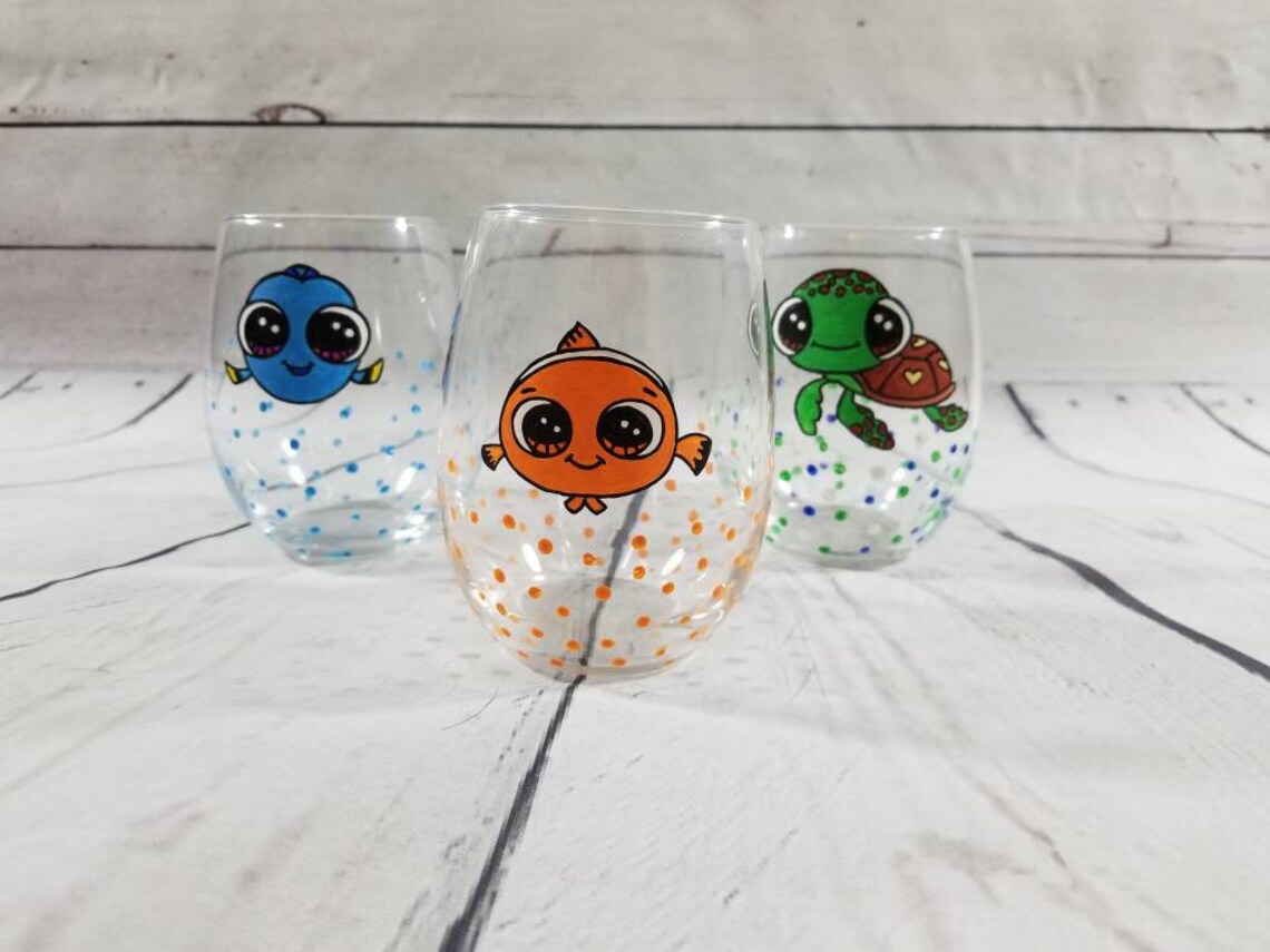 Finding Nemo Wine Glass / Finding Dory Wine Glass / Dory / - Etsy