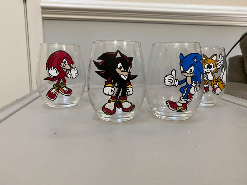 Sonic Wine Glass Set / Sonic the Hedgehog / Sonic Decor / - Etsy