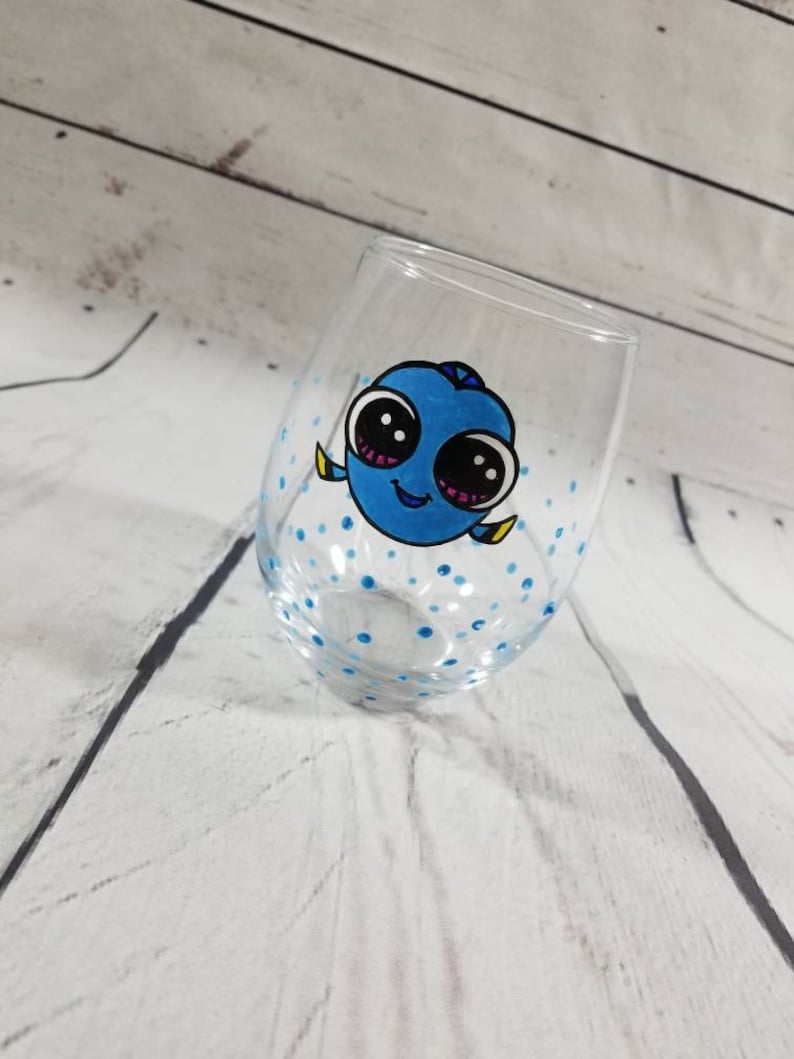 Finding Nemo Wine Glass / Finding Dory Wine Glass / Dory / - Etsy