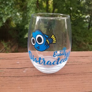 Finding Dory Wine Glass / Finding Nemo Wine Glass / Dory / | Etsy