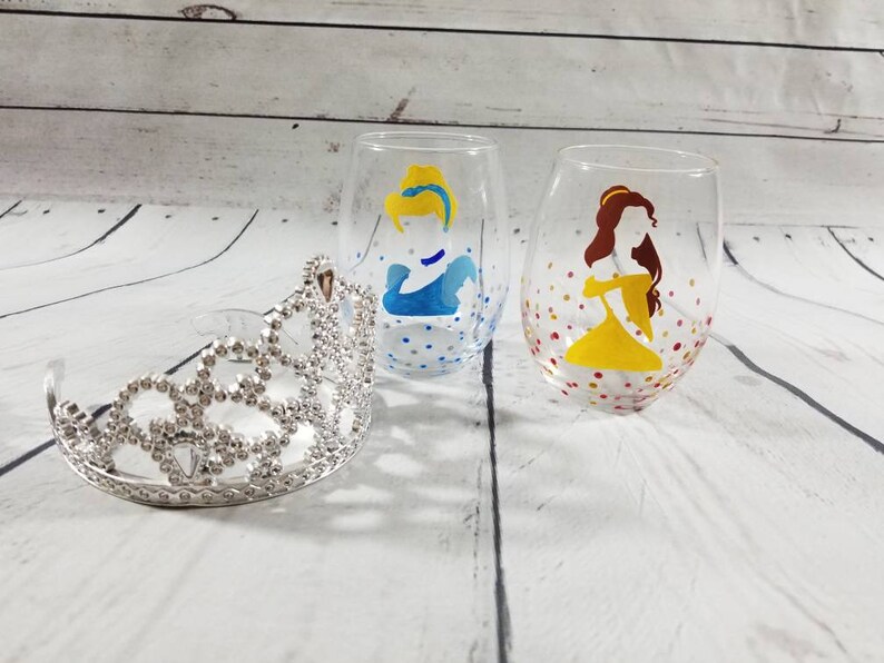 Disney Princess Wine Glasses / Disney Princess Birthday / | Etsy