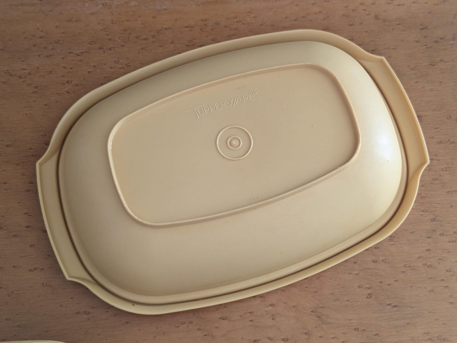 Vintage Oval Tupperware Gold and Almond Steamer Set Measures About 11-1 ...