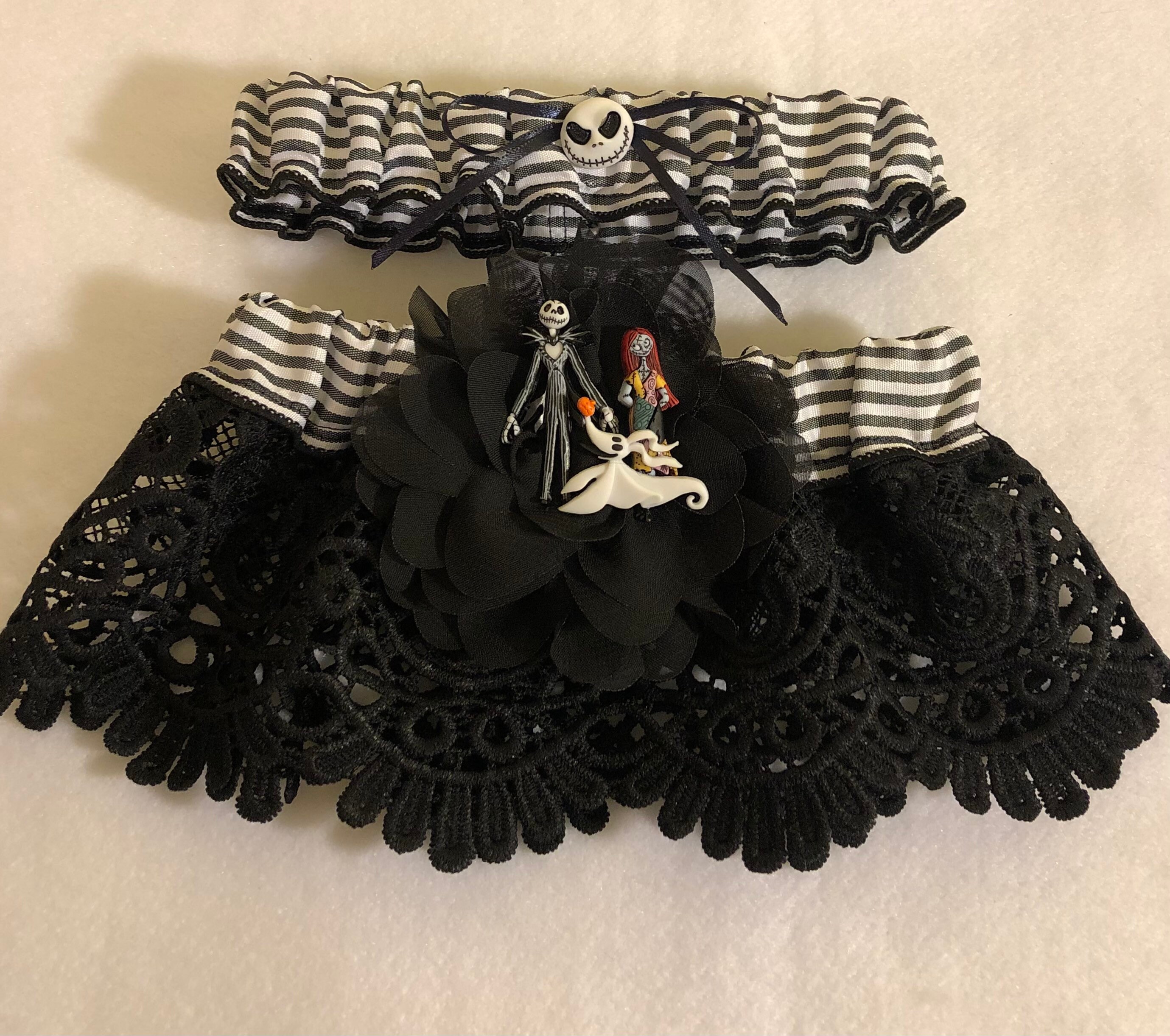 Nightmare Before Christmas Inspired Wedding Garter Set. Bridal and Toss ...