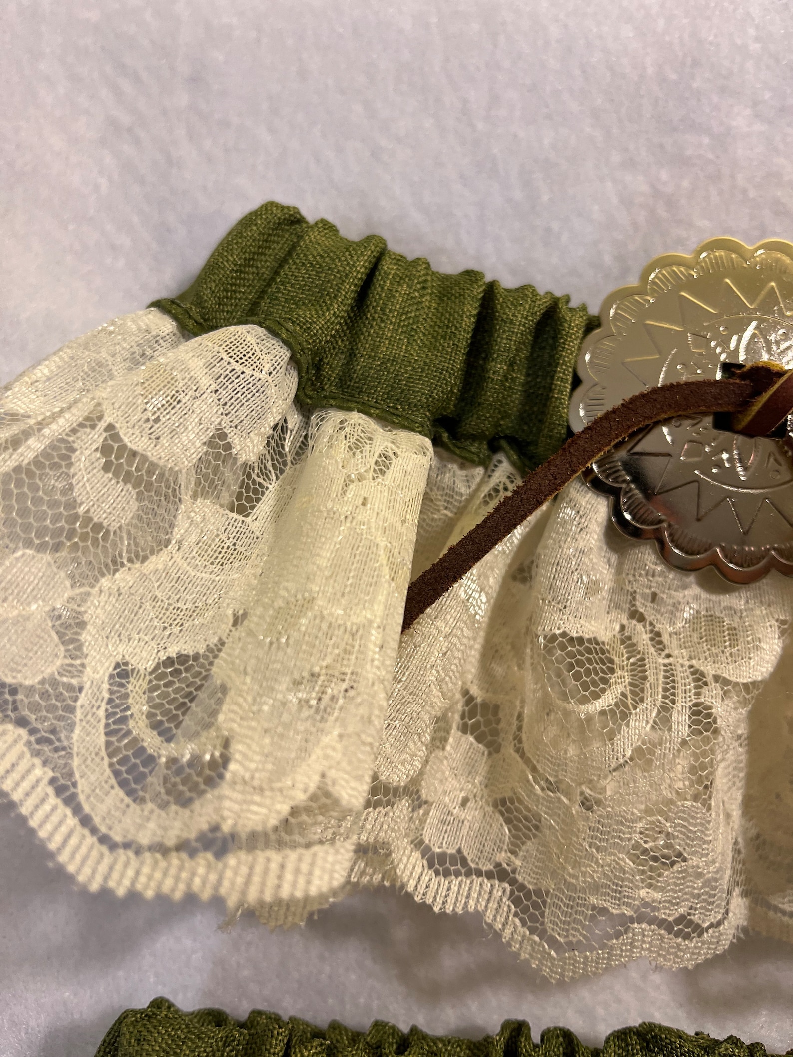 Rustic Western Bridal Garter Set – Burlap, Lace & Silver Concho - Etsy