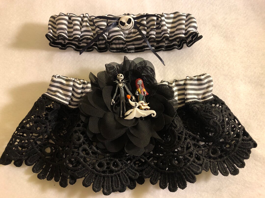 Nightmare Before Christmas Inspired Wedding Garter Set. Bridal and Toss ...