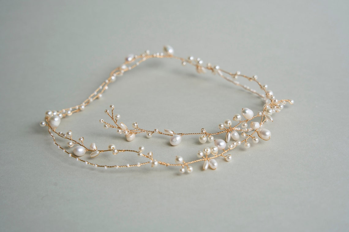 MAURA Beautiful Pearl Bridal Hair Accessory - Etsy