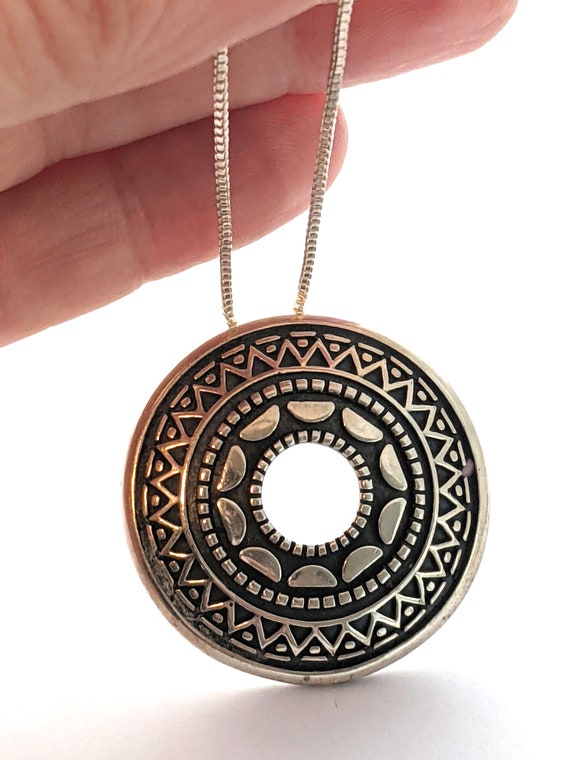 925 Sterling Silver Large Round Pendant, Vintage Ster… - Gem