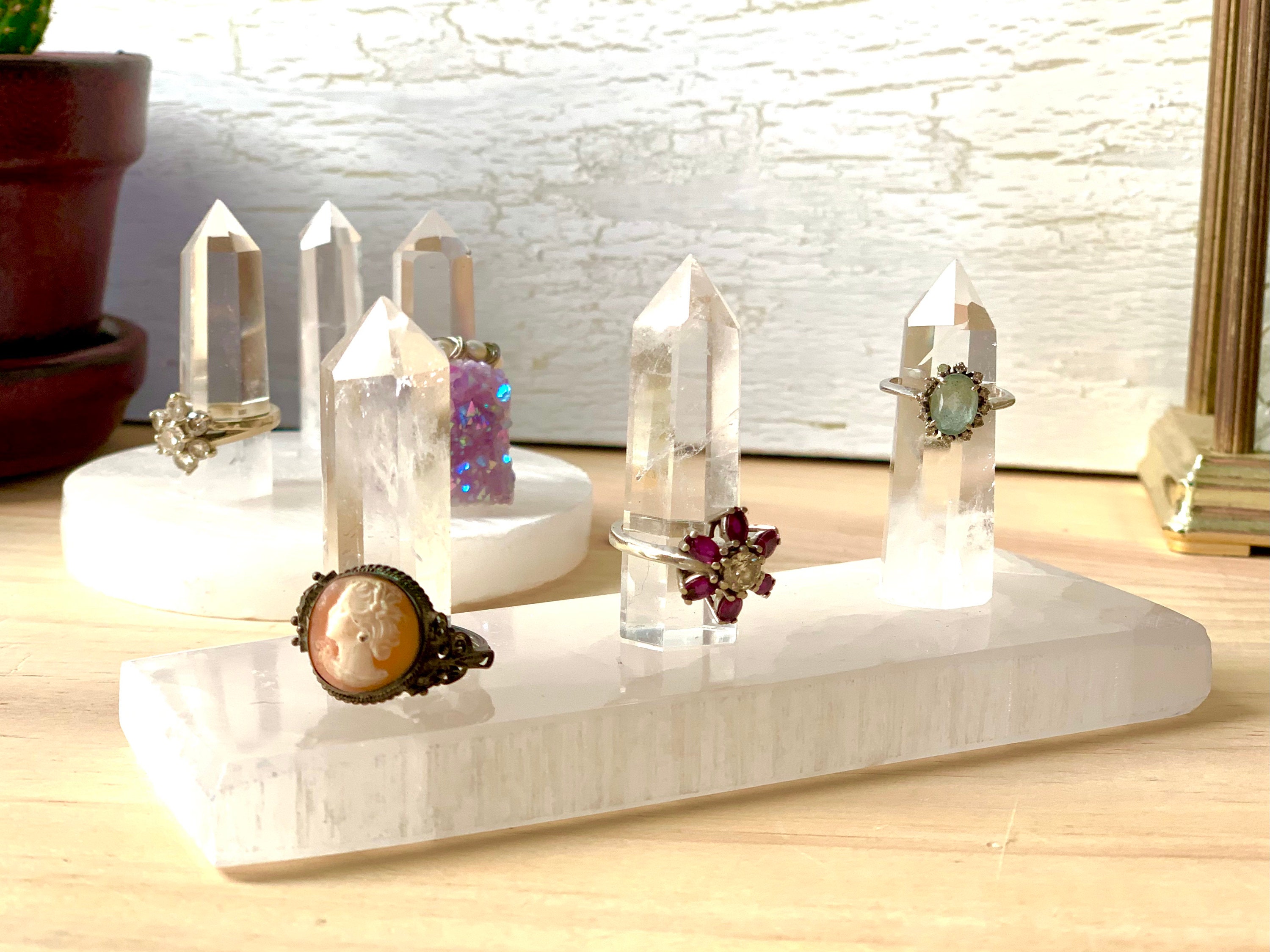 Three Point Ring Holder - Quartz & Selenite / Multiple Ring Cone ...