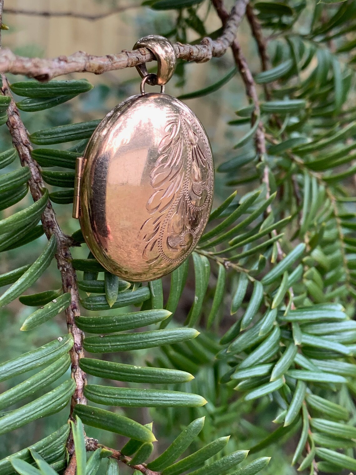 Gold Oval Locket Oval Gold Locket Yellow Gold Locket | Etsy