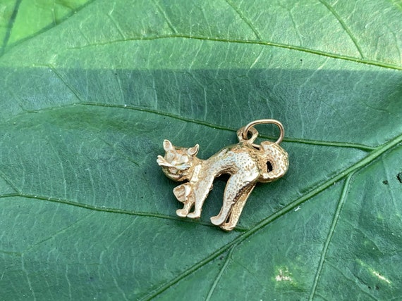 14K Yellow Gold Cat Charm Gold Cat Pendant Cat Jewelry | Etsy