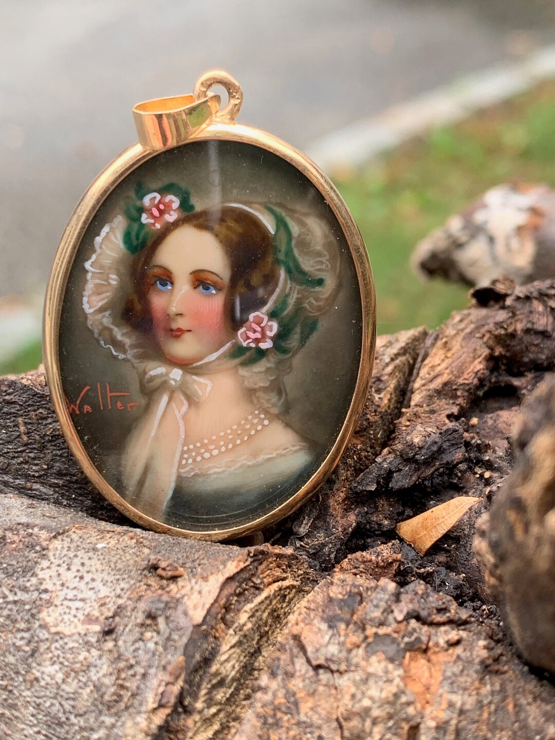 Victorian Portrait Pendant, Hand Painted Pendant, Antique Gold Pendant ...