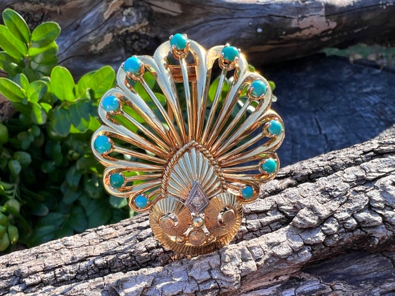 Turquoise Fan Pin, Turquoise Shell Pin, Turquoise Pin - Gem