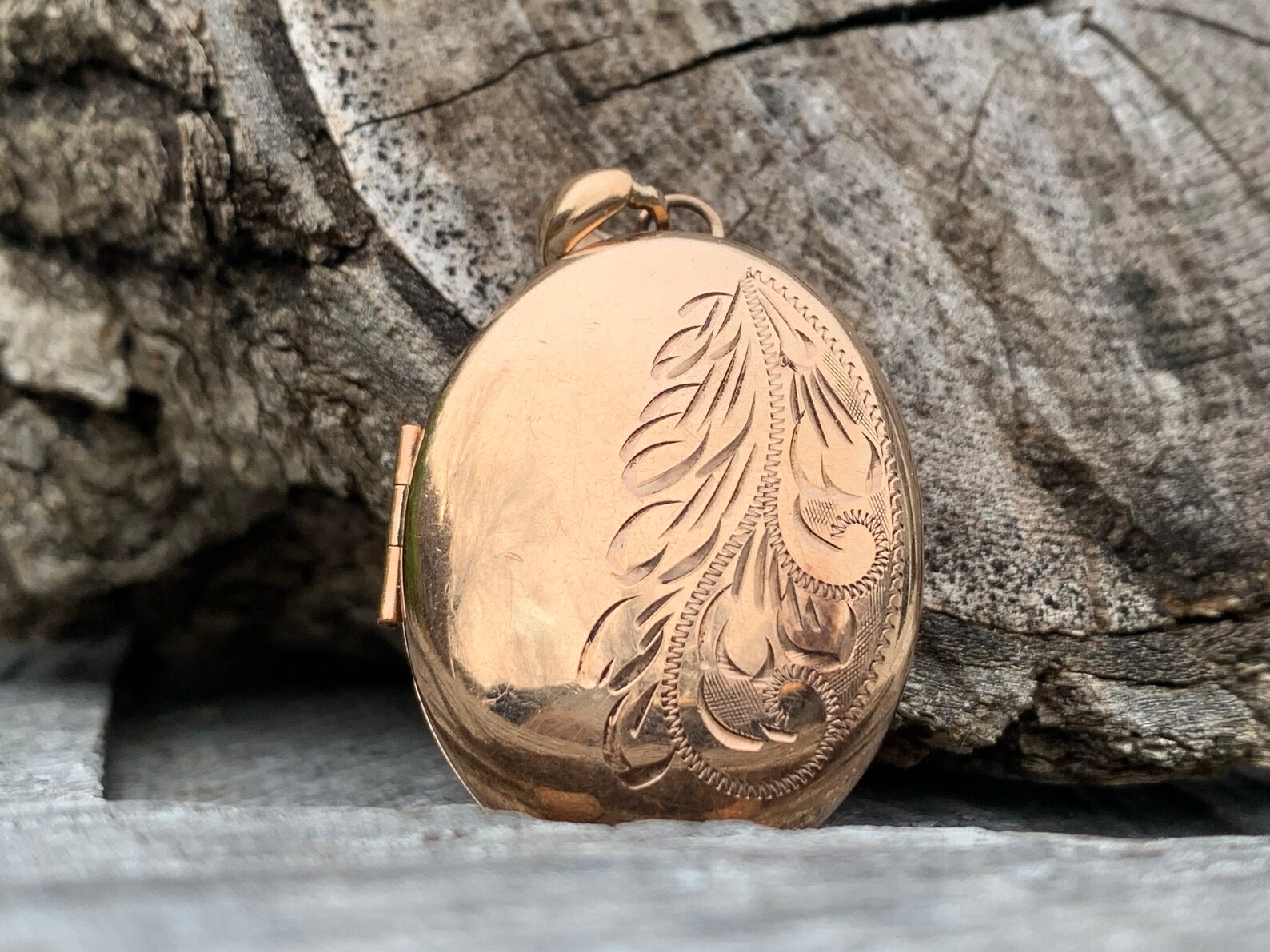 Gold Oval Locket Oval Gold Locket Yellow Gold Locket | Etsy