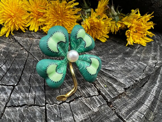 Four Leaf Clover Brooch, Pearl Four Leaf Clover, Enam… - Gem
