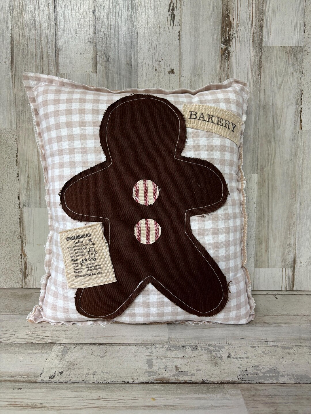 Gingerbread Pillow / Farmhouse Christmas Pillow / Gingerbread Accent ...
