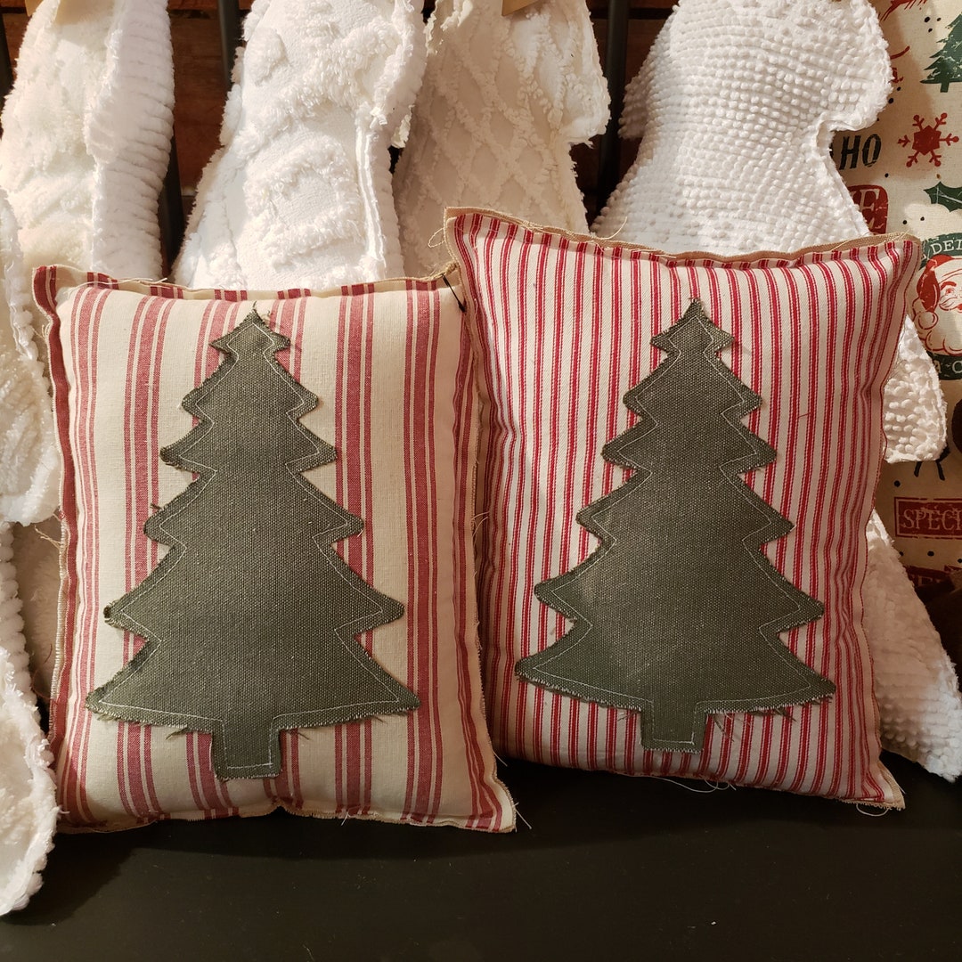 Christmas Tree Pillow / Farmhouse Christmas Decor / Bench Pillow ...