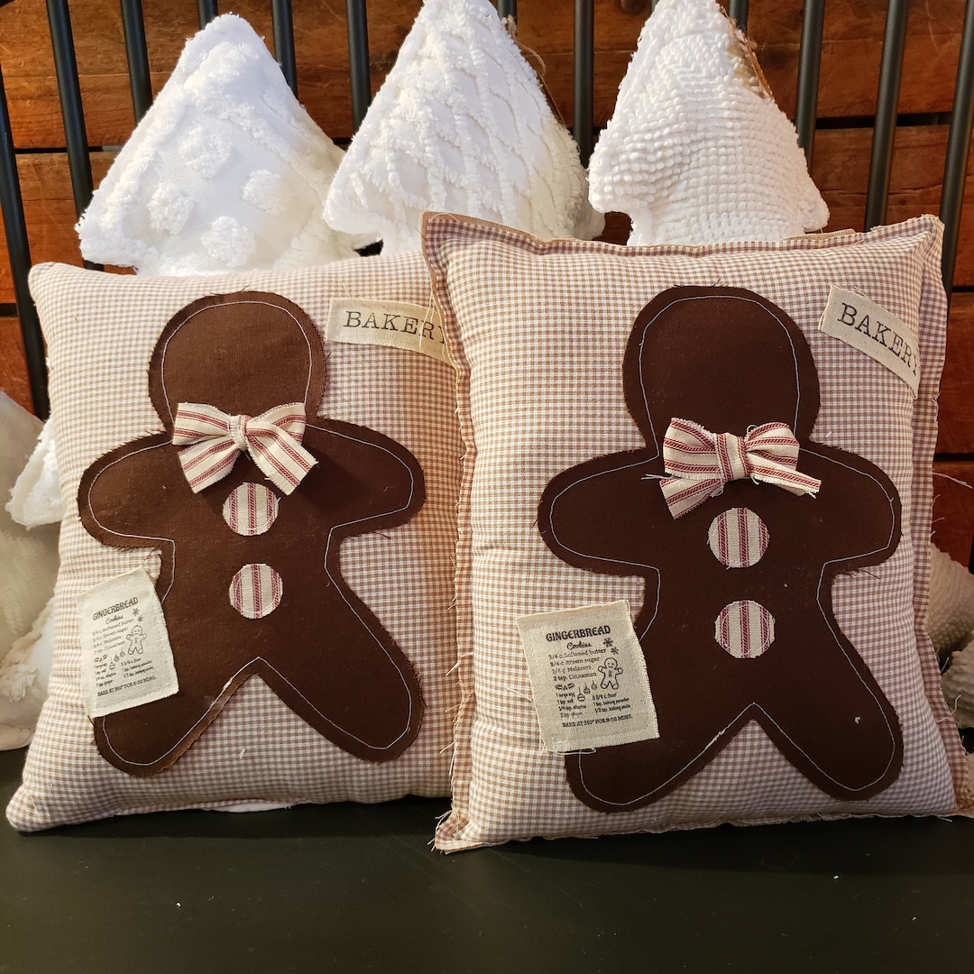 Gingerbread Pillow / Farmhouse Christmas Pillow / Gingerbread Accent ...