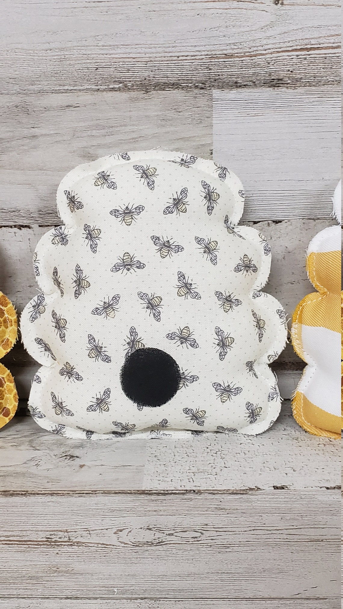 Honey Bee Tiered Tray / Honey Bee Decor / Honey Decor /bee - Etsy