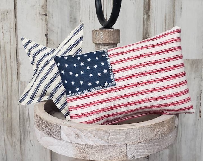 MINI Stuffed Fabric Flag/ Farmhouse Cottage American Mini Flags / Old ...