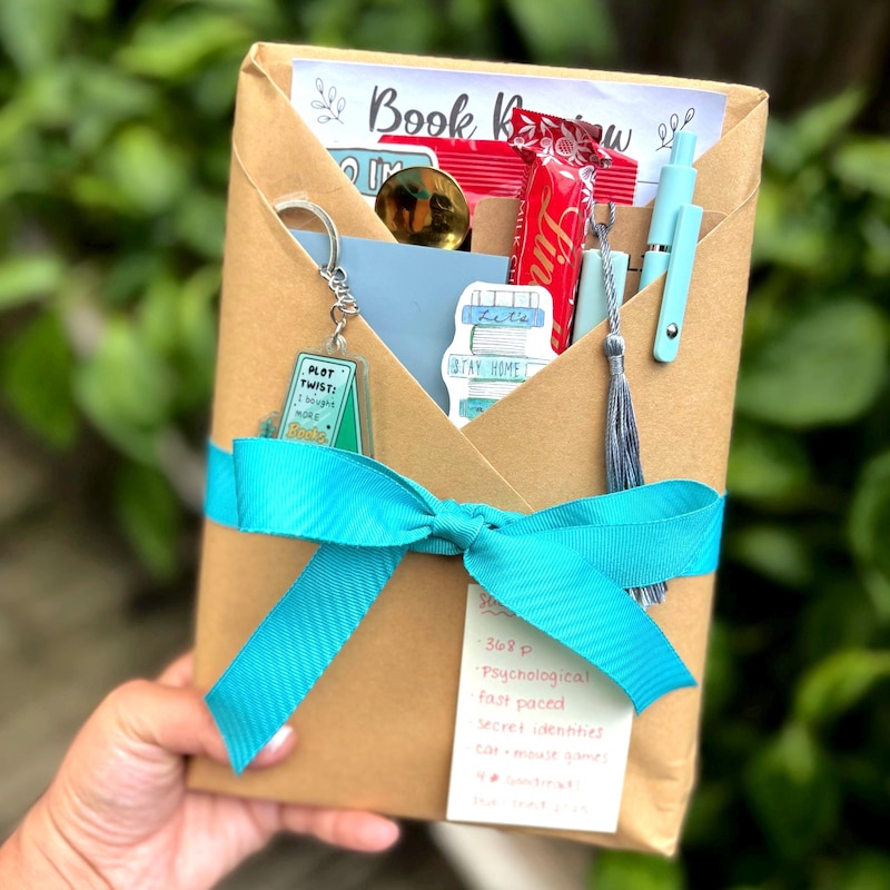 Reading Essentials Box - Etsy