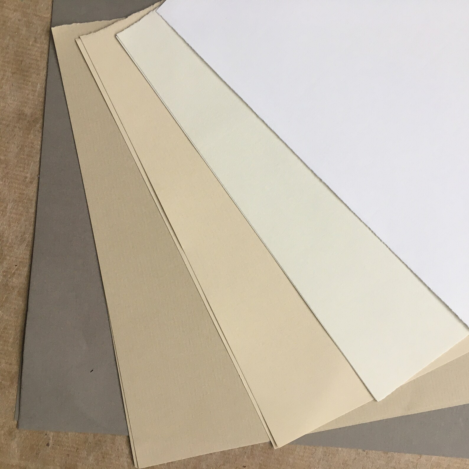 Full Sheets Fabriano Ingres, 90gsm Laid Paper, Textured Surface, Acid ...