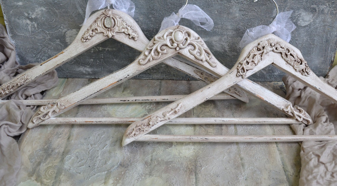 Personalized Wedding Shabby Chic Hangers, Bridesmaid Gift,custom Order ...