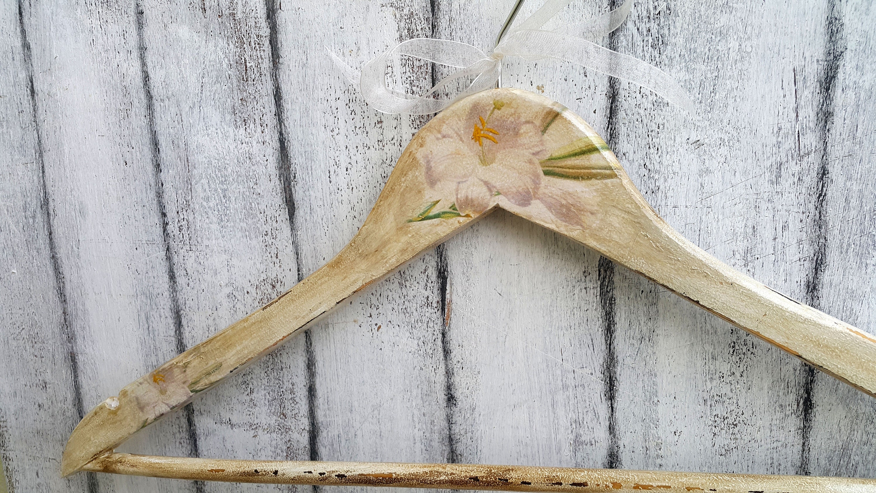 Wedding Dress Hanger,bridal Hanger,lily Flowerwedding,wedding Gift ...