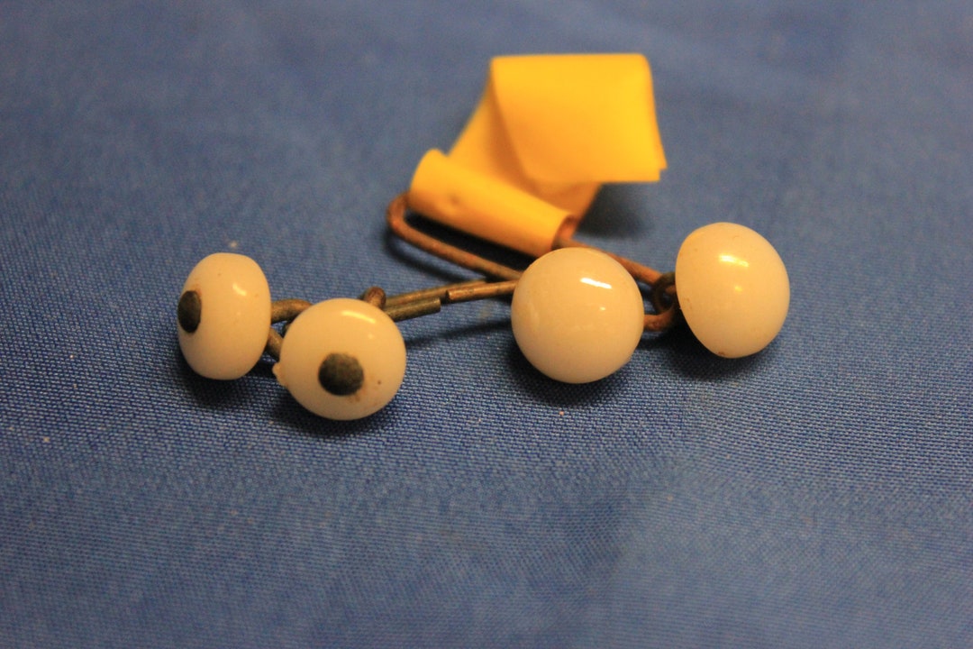 Antique Tiny Pearl Looking Boot Buttons Set of 4. Approximately 1/4 ...